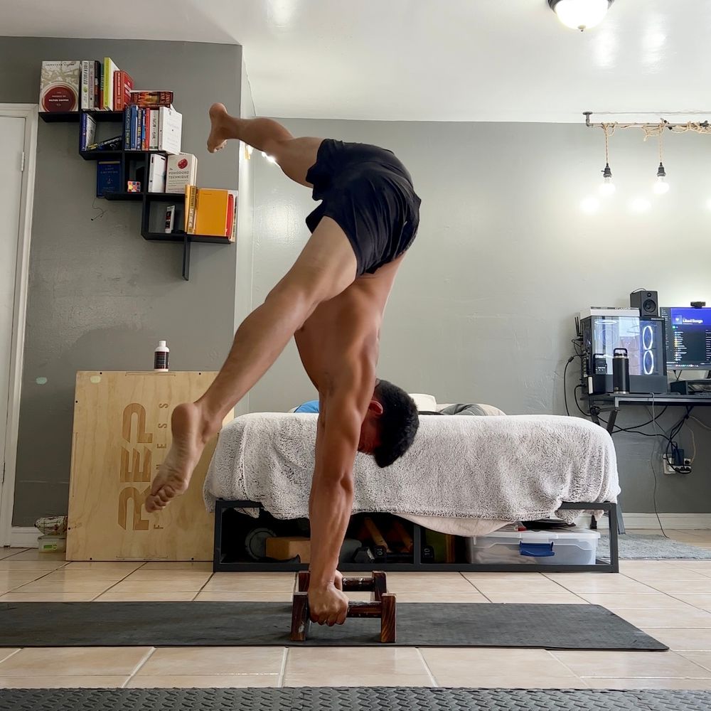 5 Beginner Exercises To Progress Your Straddle Handstand