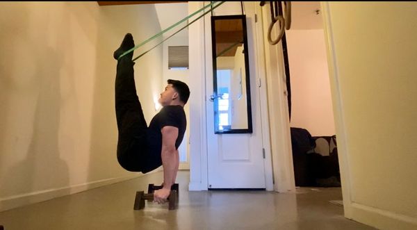 3 V-Sit Variations To Supplement Your Training